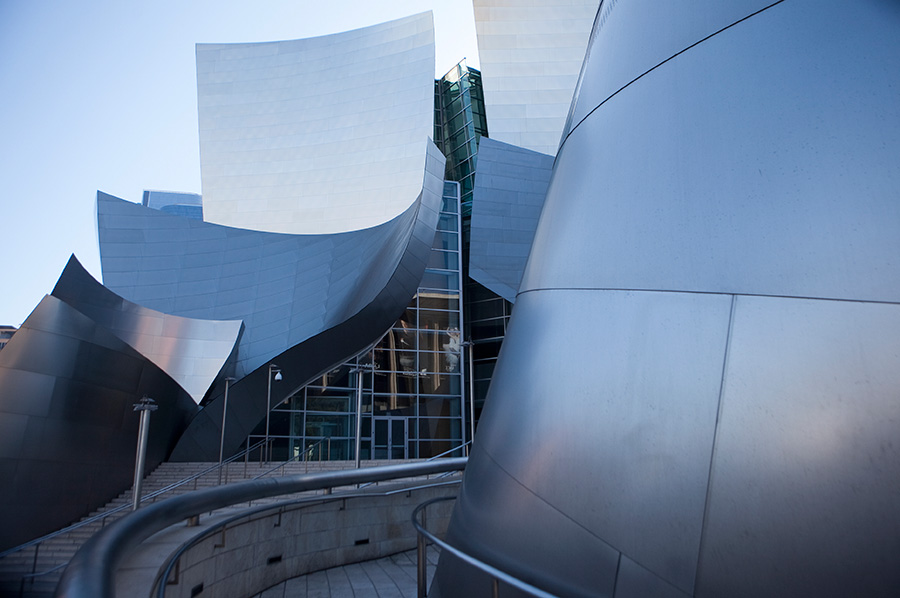 Renée Fleming to Collaborate with Béla Fleck for Disney Hall Recital ...