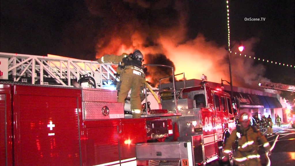 Morning mess for San Pedro commuters as fire engulfs building ...