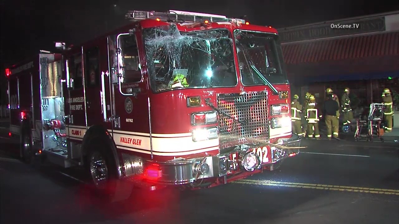 LA Fire engine crashes, downing power lines and starting blaze ...