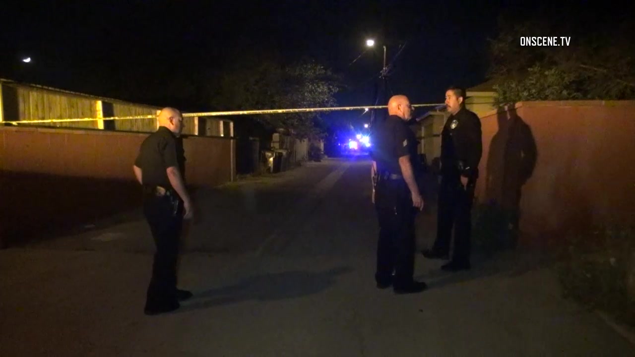 Bloody horror in Pacoima alley: Two victims gunned down - MyNewsLA.com