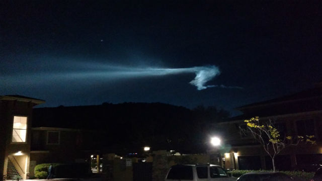 SpaceX Falcon 9 rocket lights up sky, startles many in Southland ...