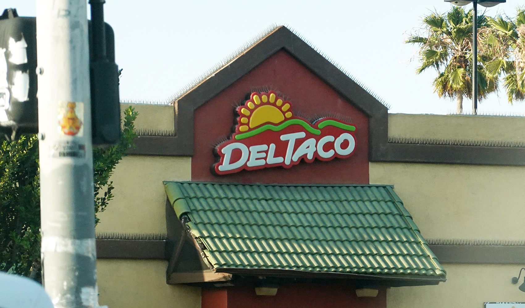 Del Taco store - MyNewsLA.com
