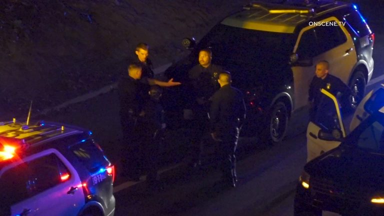 Police, Suspects Shoot at Each Other in Hollywood - MyNewsLA.com
