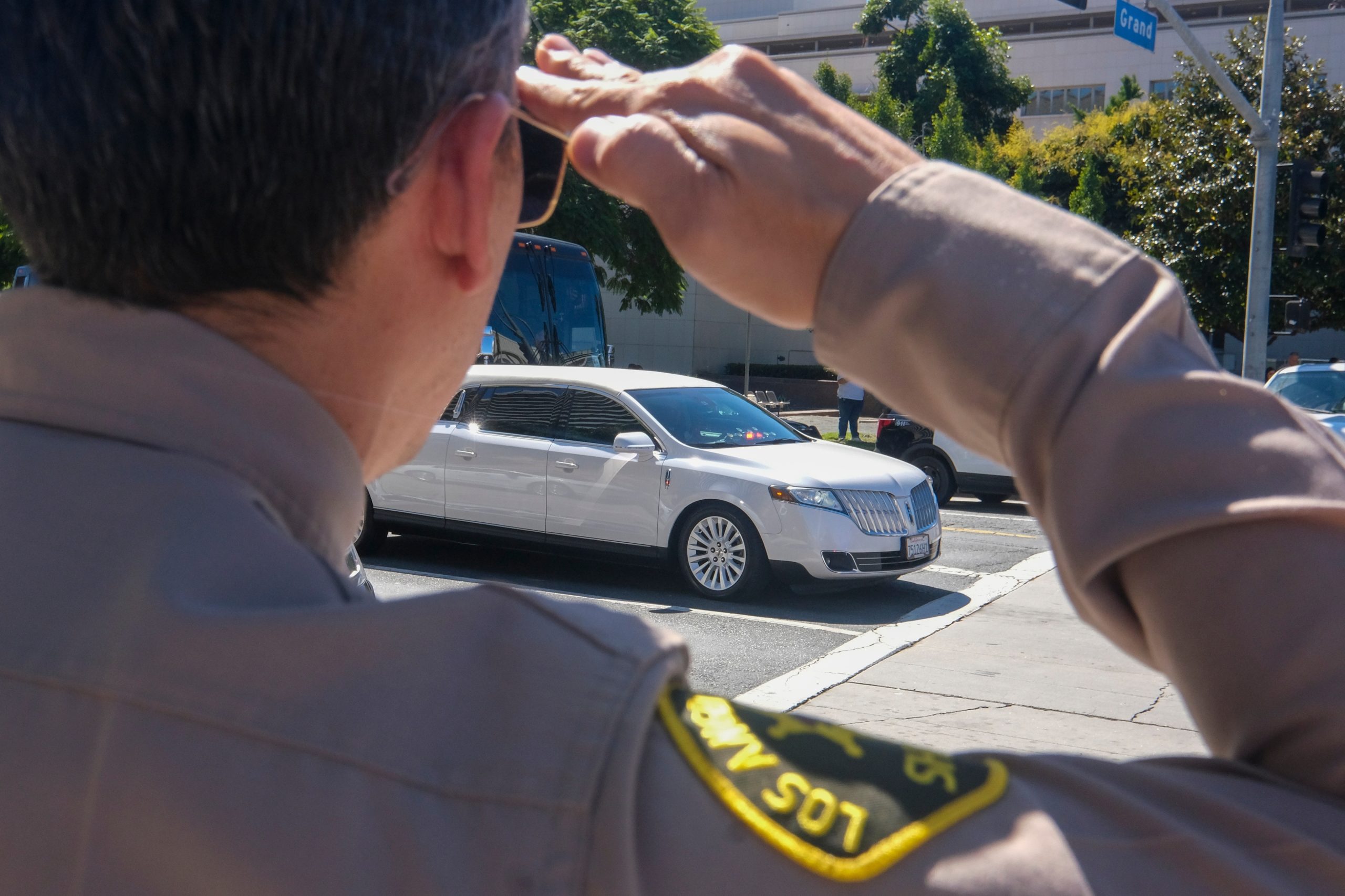 Funeral Procession Carries Oxnard PD Commander from OC to Camarillo ...
