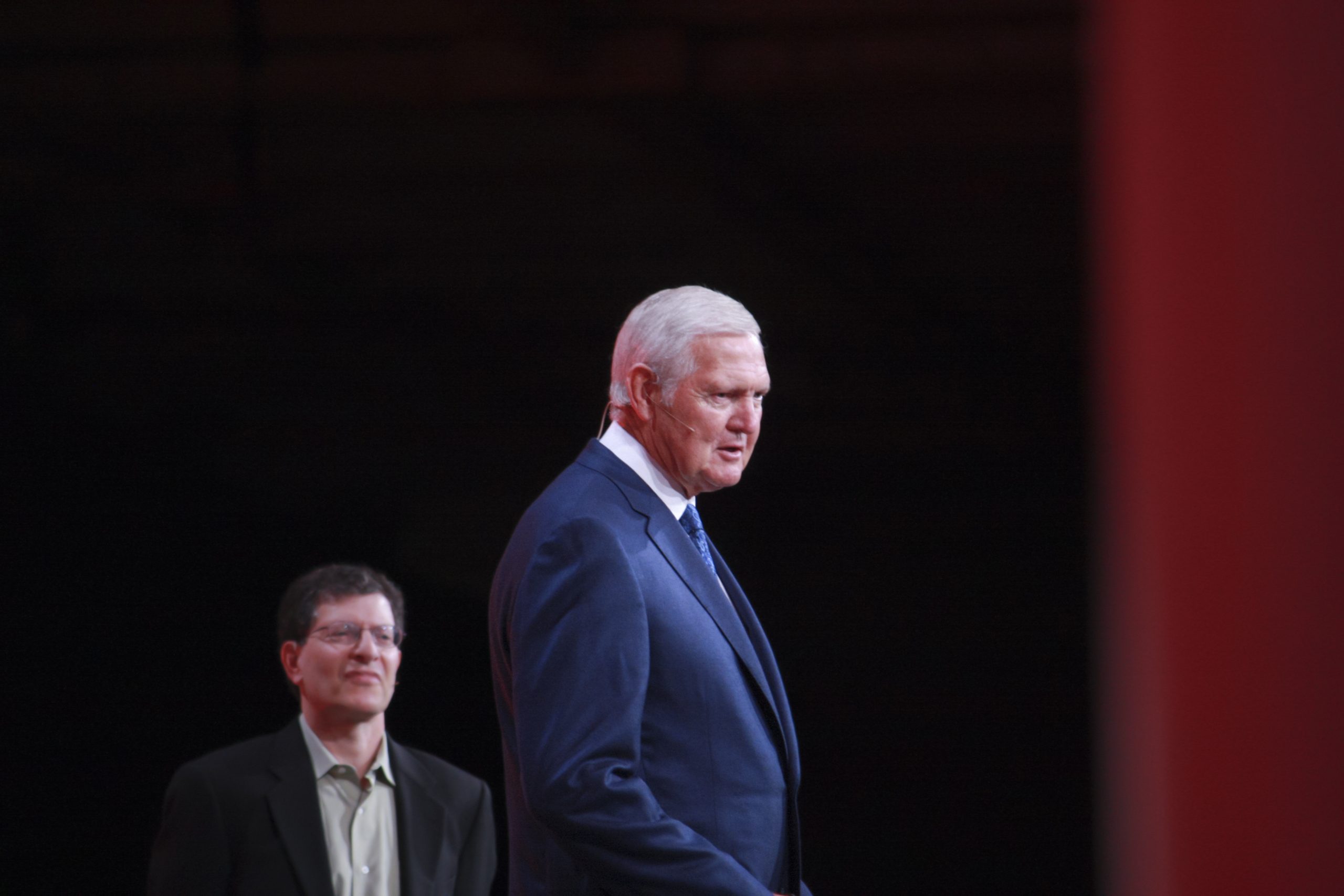 Jerry West, Lakers Hall of Fame Player, Executive Dies at 86 - MyNewsLA.com