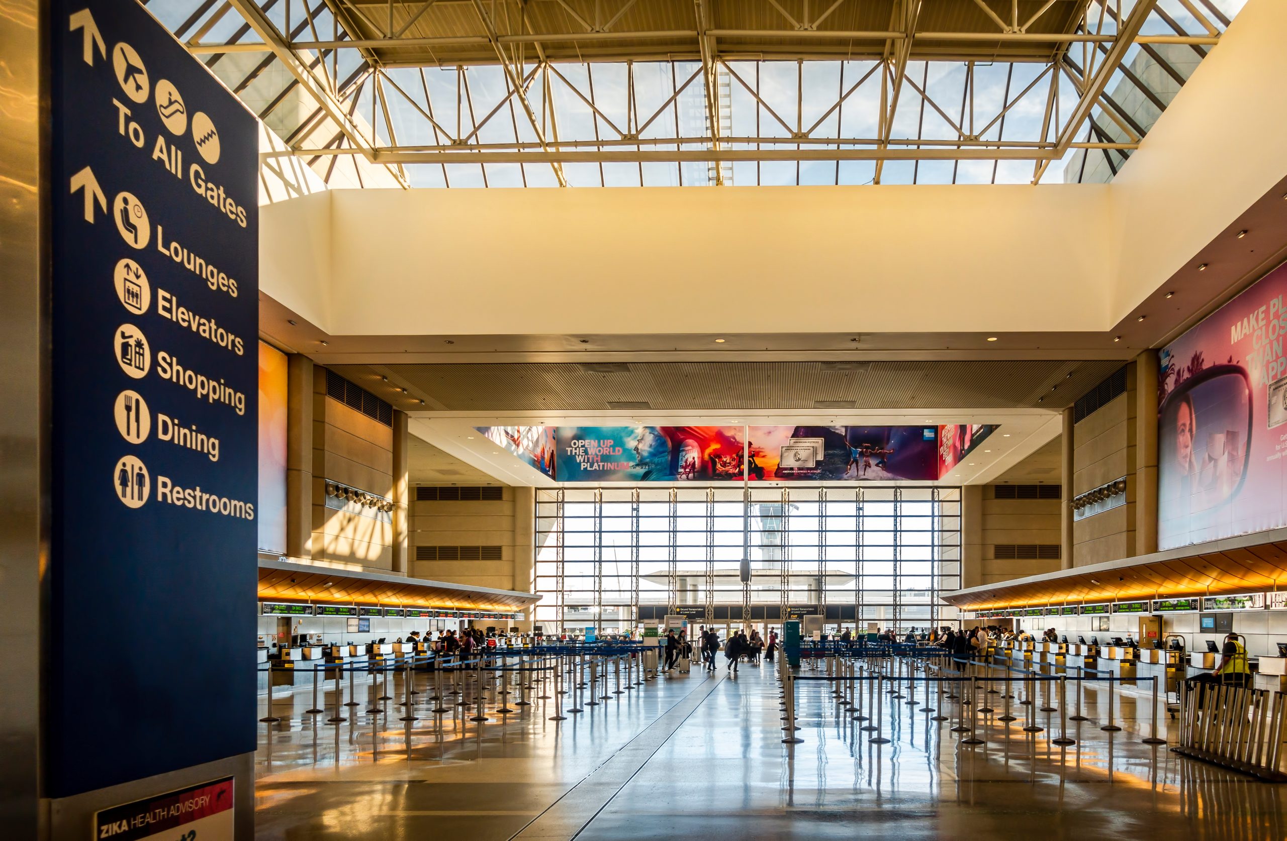 Airports Anticipate Holiday Travel Crunch to Ramp Up Saturday ...