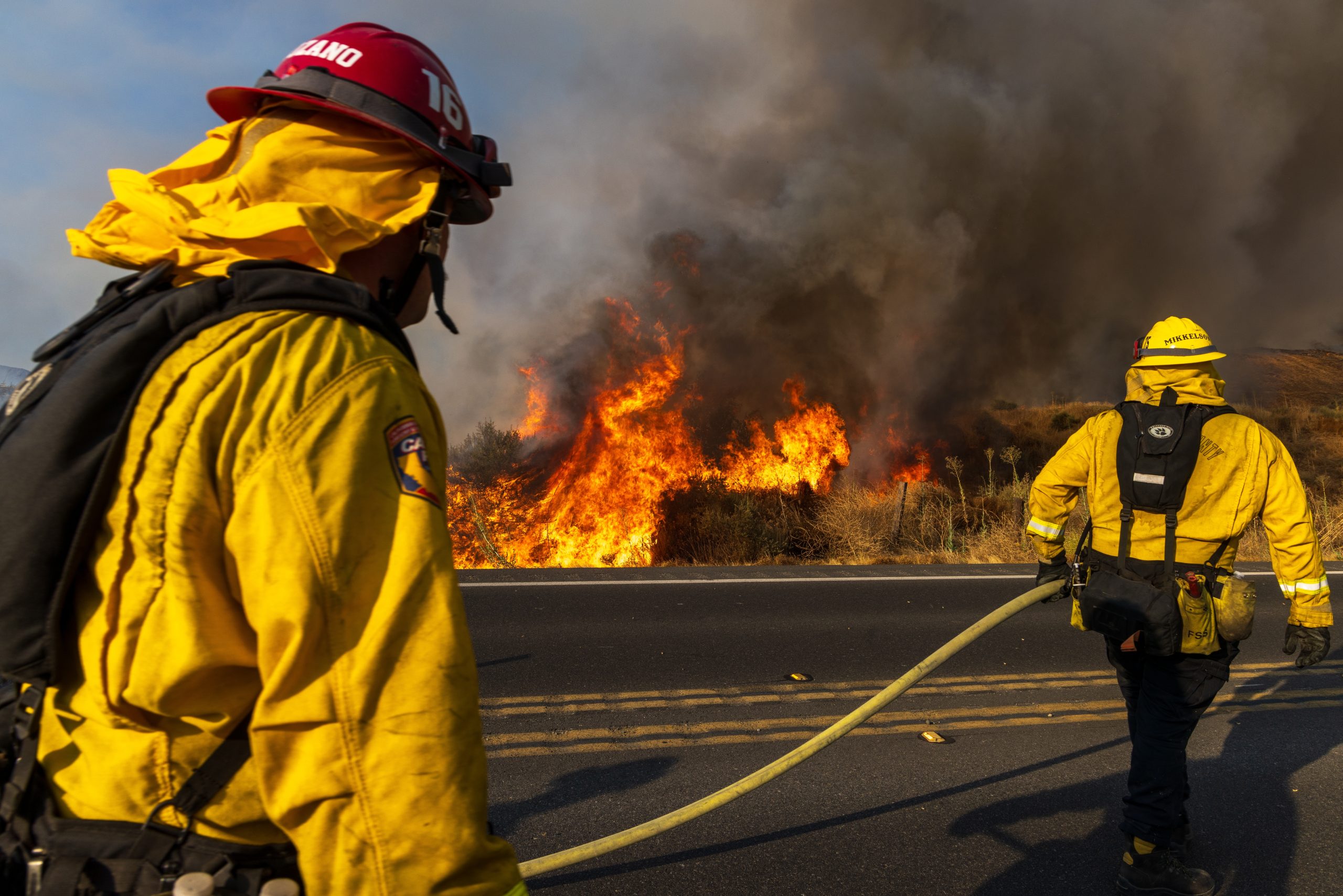 Brush Fire Erupts East of Temecula - MyNewsLA.com