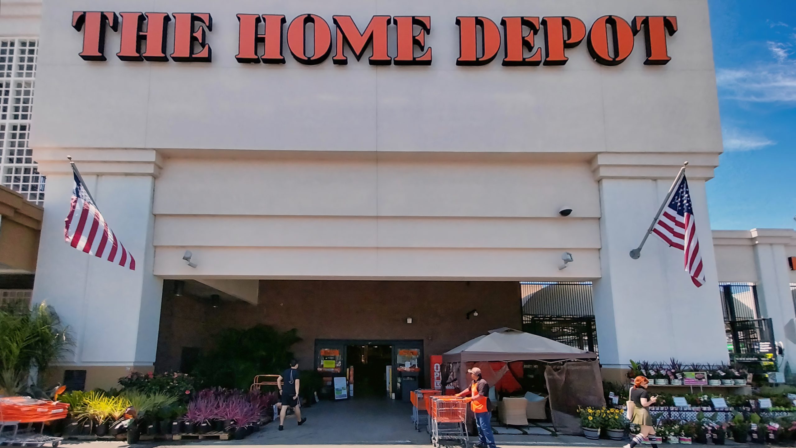 ICE Raids at Hollywood, San Fernando Home Depots; Feds Outside Dodger ...