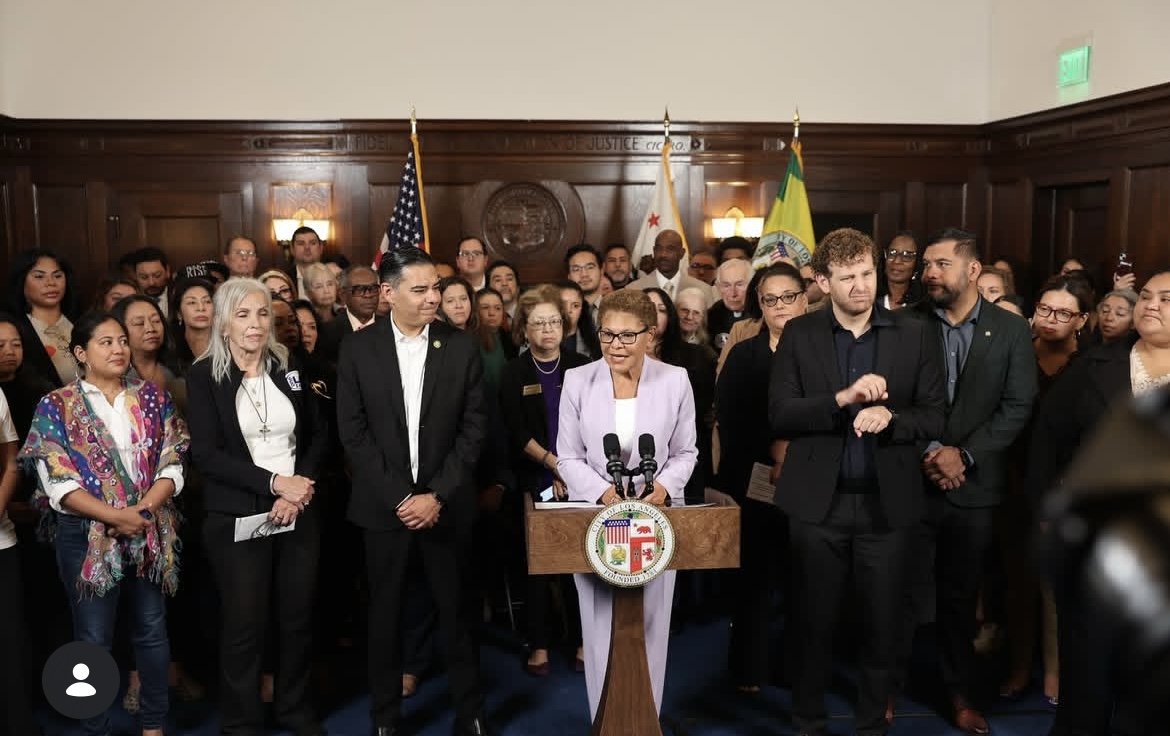 Mayor Bass, Rep. Garcia Call for Investigation into Federal Immigration ...