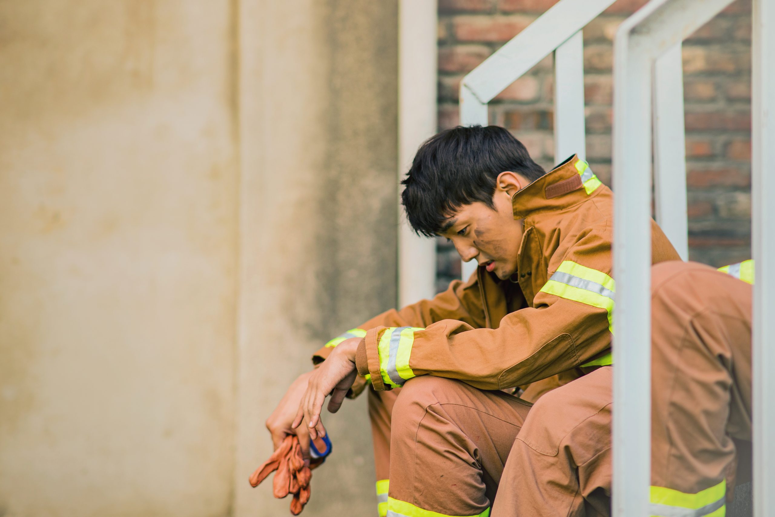 Fire Damages Wilmington Apartment Building - MyNewsLA.com