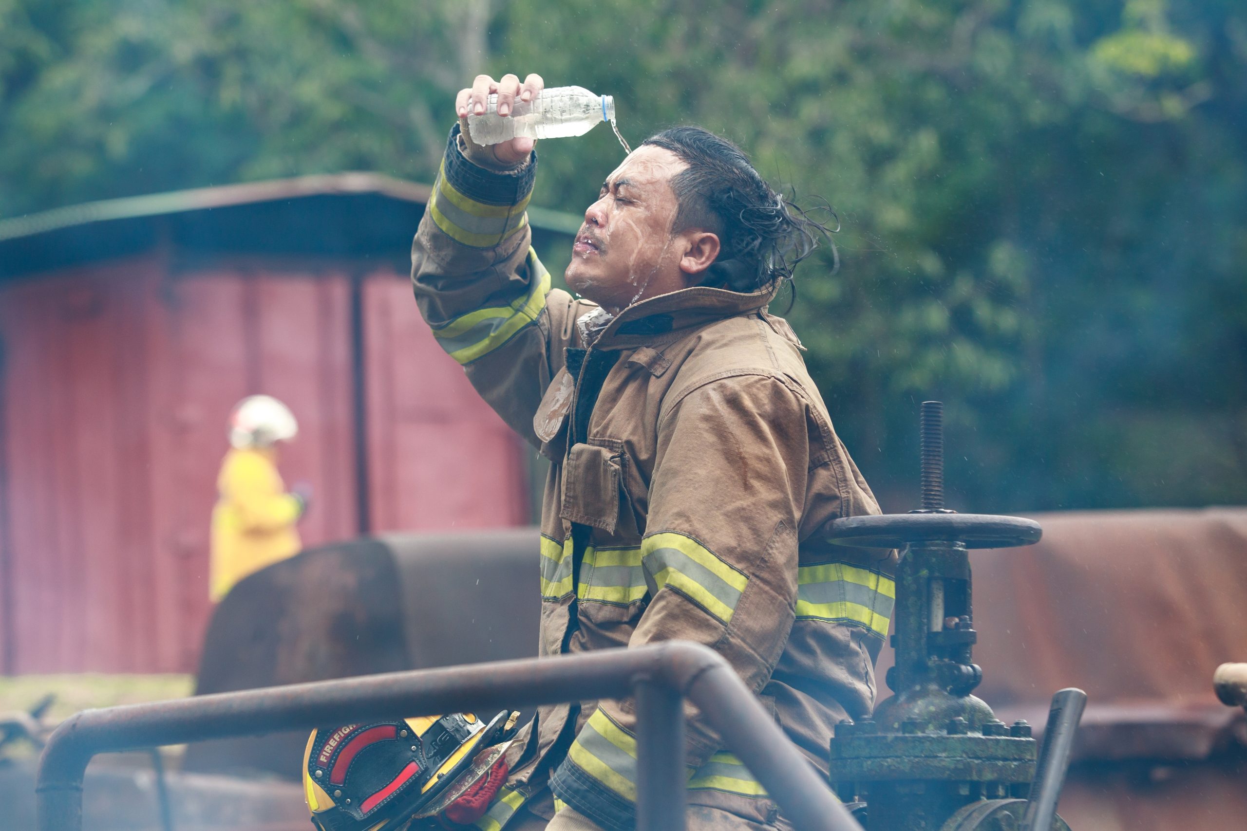 LAFD Sends Mutual Aid for Firefighters in Simi Valley Battling Sandy ...